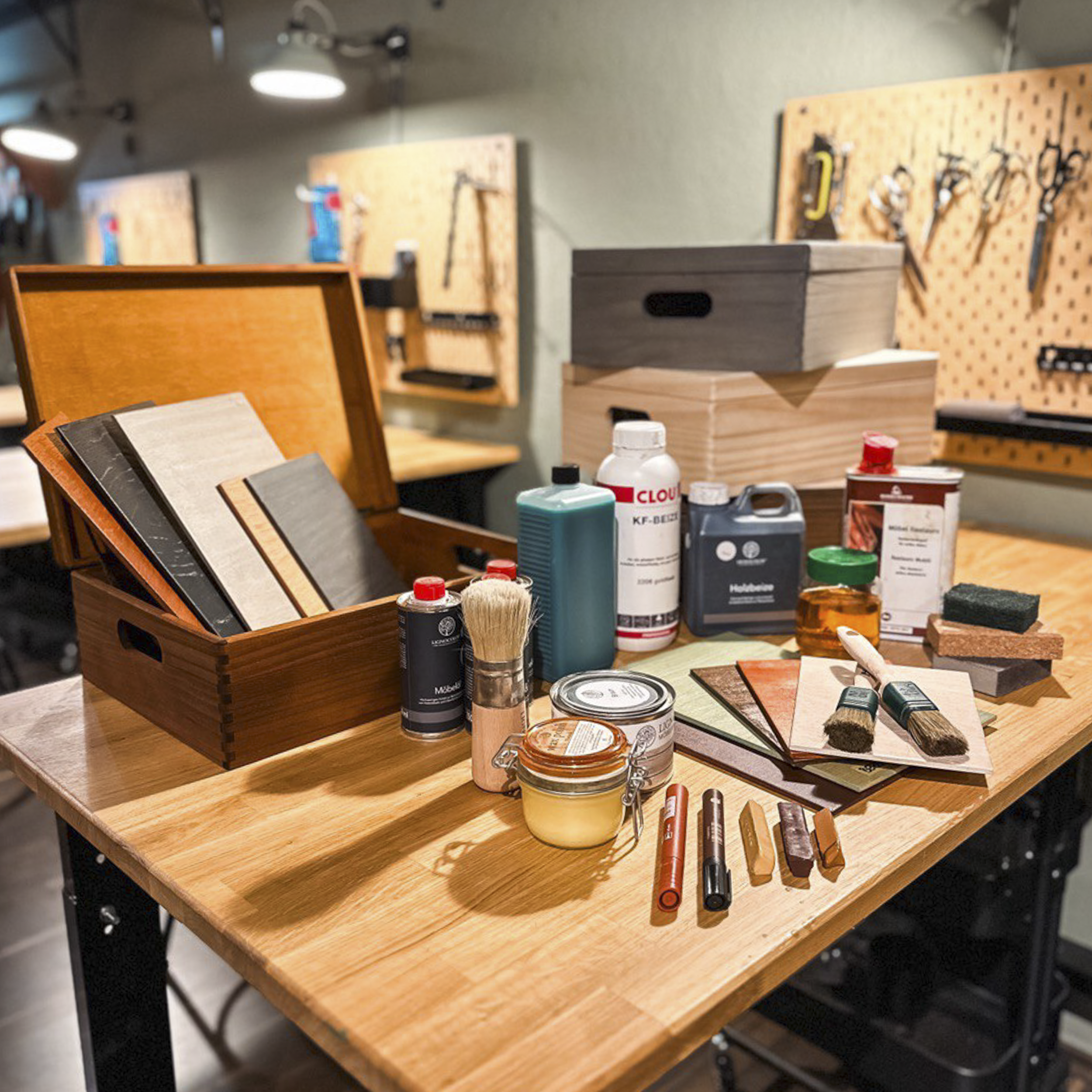 FRANKFURT Furniture Refurbishment Basics Workshop konfetti